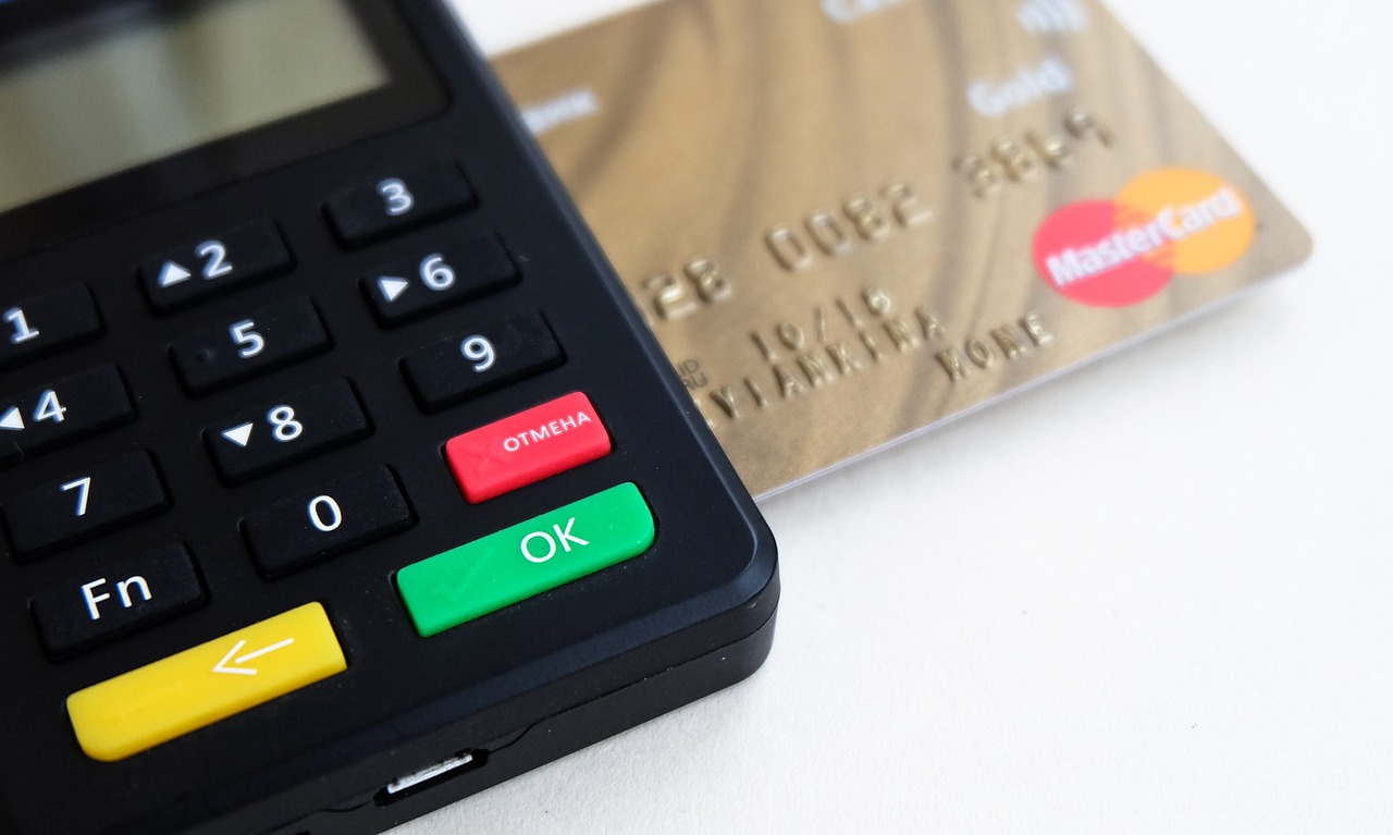 4 Ways To Protect Your Financial Identity - Paradigm Life