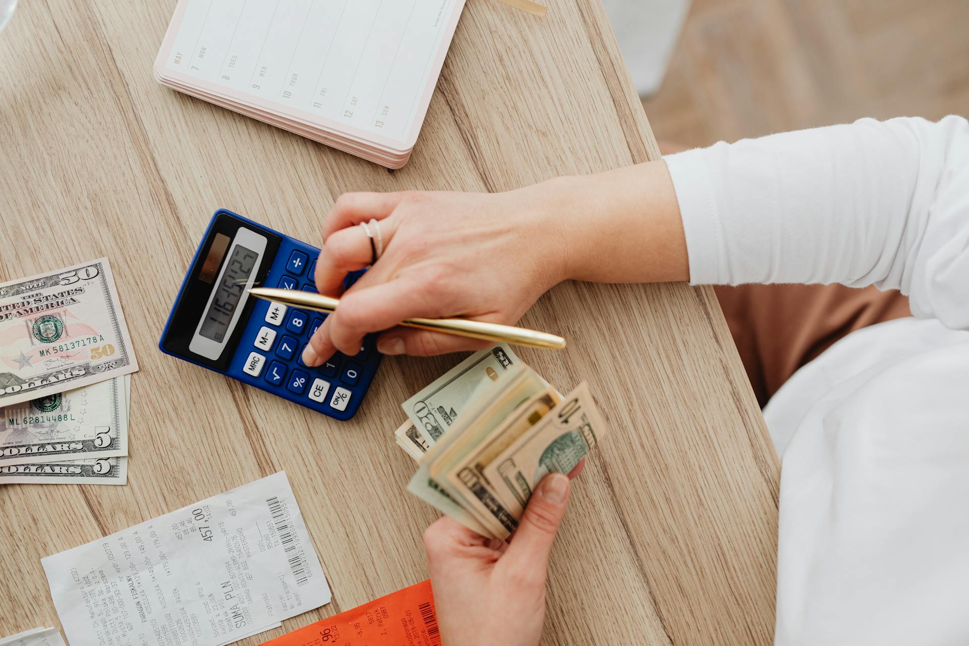 Fixed Annuity Vs Variable Annuity A Complete Guide